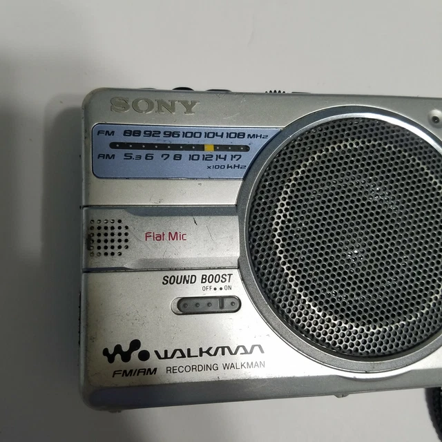 CASSETTE D'ENREGISTREMENT VINTAGE Sony Walkman radio FM AM WM-SR10 micro plat EUR 44,09 ...
