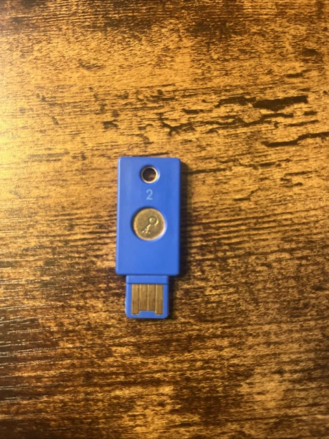 YUBICO YUBIKEY BLUE Security Key USB-A FIDO2 WebAuthn U2F 2FA $15.00 ...