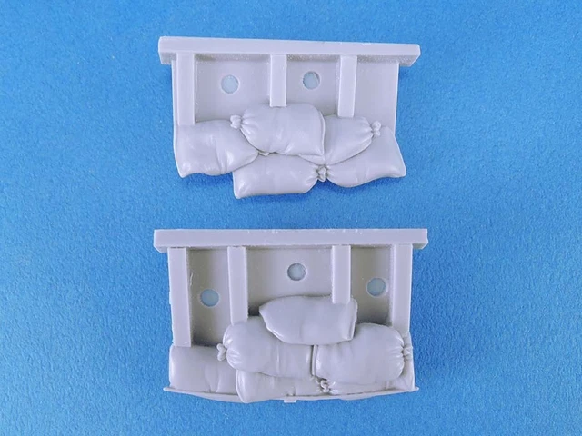 LEGEND PRODUCTIONS 1/35 US M5/M8 Light Tank Front Hull Sandbag Armour ...