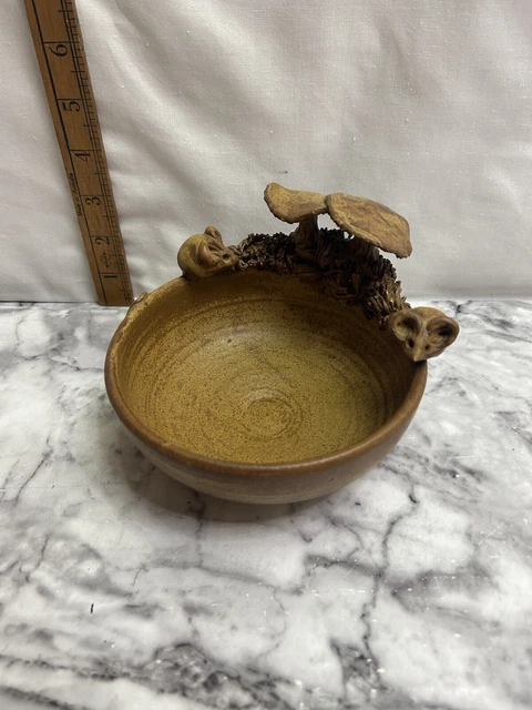 VINTAGE 80'S CATHERINE Burden Studio “Mice and Toadstools" Pottery Bowl ...