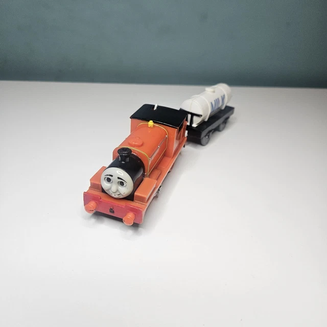 TOMY TRACKMASTER THOMAS the tank engine battery train billy & Milk ...