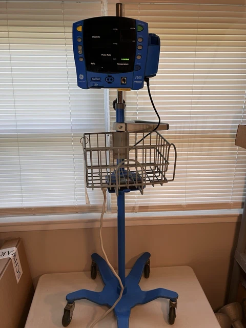 GE DINAMAP CARESCAPE V100 Vital Signs Monitor NIBP SpO2 Temp Rolling ...