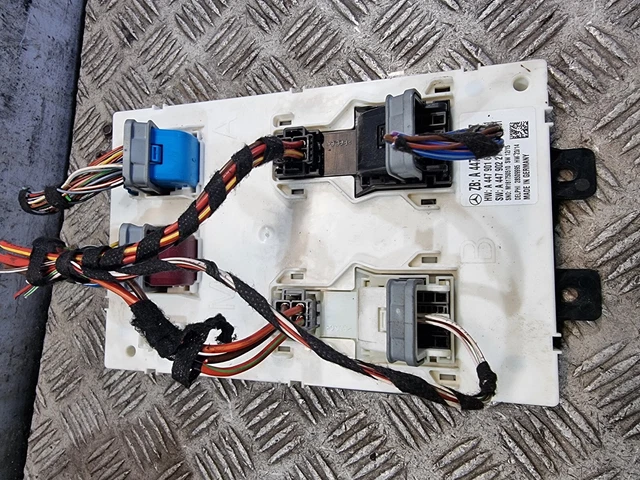 MERCEDES VITO BODY Control Module A4479005807 2.2L Diesel W447 Manual ...
