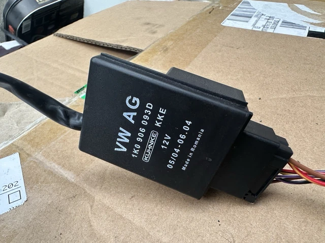 VW GOLF MK5 Fsi Fuel Pump Relay Controller 1K 906 093D. Petrol. Ag ...