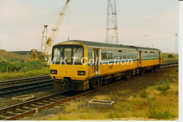 RAIL PHOTO CLASS 143 143625 @ Thornaby 12/7/91 13:45 Hexham ...