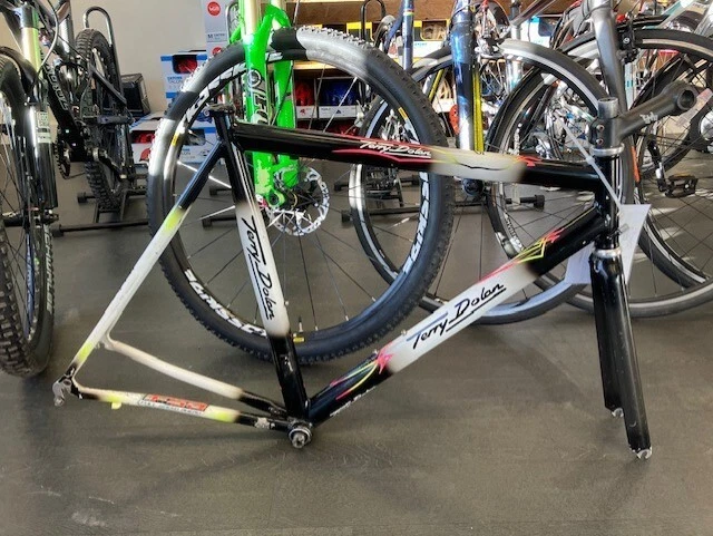 TERRY DOLAN FRAME Set (58cm) £16.00 - PicClick UK