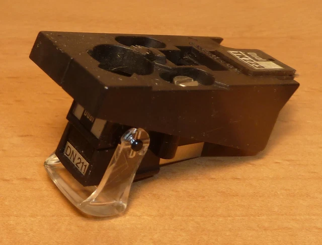 &DUAL& ÄLTERES TONABNEHMERSYSTEM DMS 210 mit Nadel DN 211 und TK 223 ...