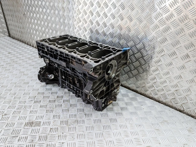 VOLVO XC90 ENGINE Block Bare 2.4 D5 Diesel D5244T Mk1 2003 £149.99 ...