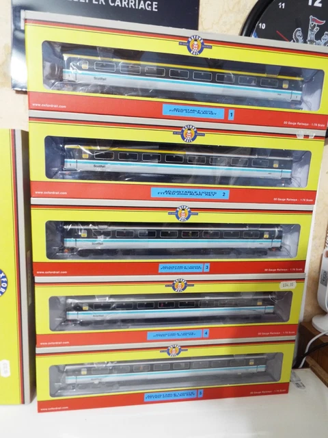 OXFORD RAIL RAKE Of 5 Mk3 Scotrail Coaches With Lighting & A Few ...