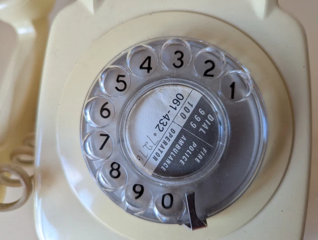 VINTAGE 1970S ERA GPO 7406L Telephone .BT Rotary Dial Telephone Theatre ...