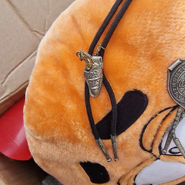 RARE VINTAGE GUN & Holster Bolo Tie USA American Accessory Fashion £9. ...