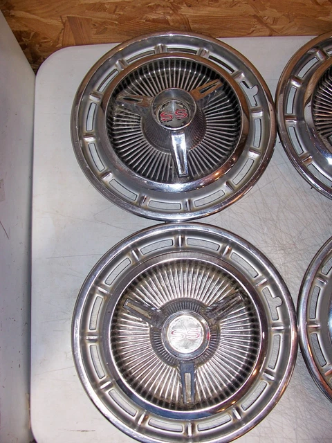 4 HUBCAPS 1965 66 67 SS Chevelle Impala Nova Factory Original Chevrolet ...