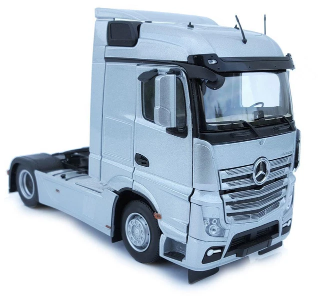MARGE FARM MODELS 1:32 Scale Mercedes Benz Actros Streamspace 4x2 ...