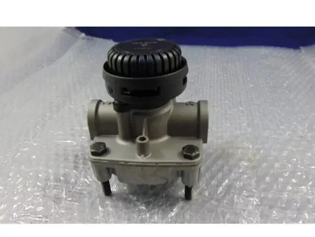 NEW GENUINE MERCEDES Benz Arocs Actros Brake Relay Valve A0044296244 £ ...