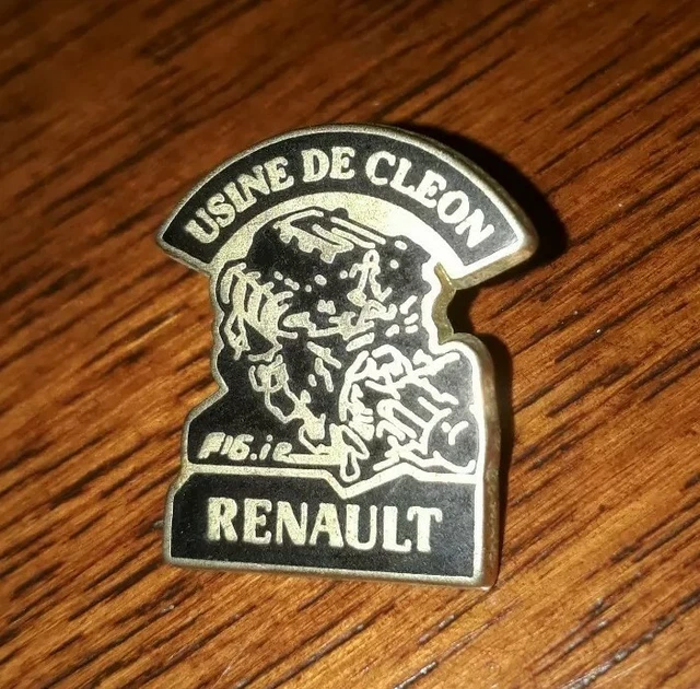 PIN'S RENAULT USINE de cleon France sport car badge AUTO black formule ...
