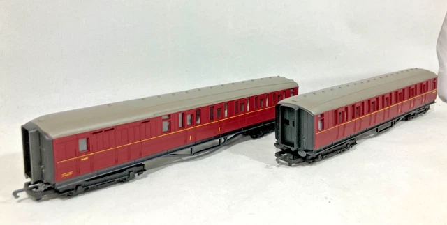 HORNBY R4054A BR (Ex LNER) Brake Coach E10108E & R4055A E18249E ...