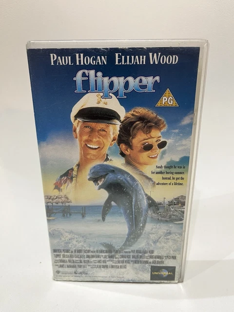 FLIPPER VHS TAPE Vintage Universal Film Paul Hogan & Elijah Wood £4.38 ...