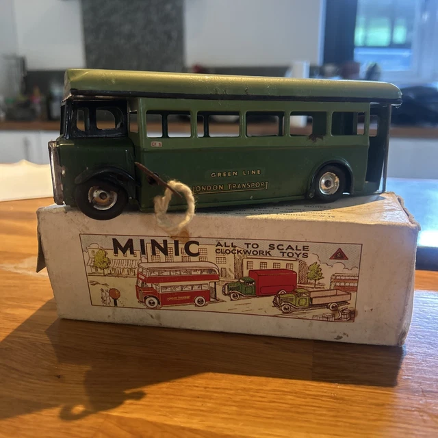 RARE TRI-ANG MINIC Green Line London Transport Bus LBL 174 Original Box ...