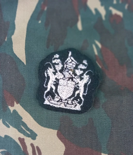 RHODESIAN ARMY WARRANT Officers Arm Badge 1970's £15.00 - PicClick UK