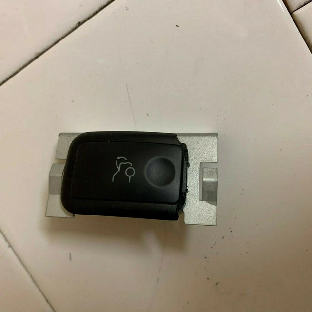 MERCEDES W204 BOOT Open Switch Driver Door £8.99 - PicClick UK