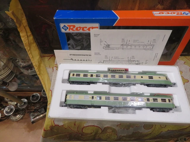 ANCIEN LOCOMOTIVE TRAIN electrique boite roco 43037 EUR 165,00 ...