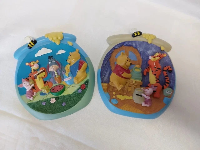 2x Winnie The Pooh Honeypot Adventures 3d Wall Plaques Eur 17 55