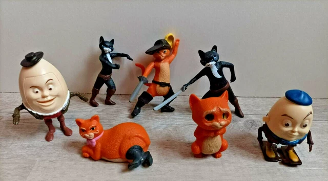 LOT 7 FIGURINES Chat Botté - 3 Chat Botté - 2 oeuf - 2 kitty EUR 27,50 ...