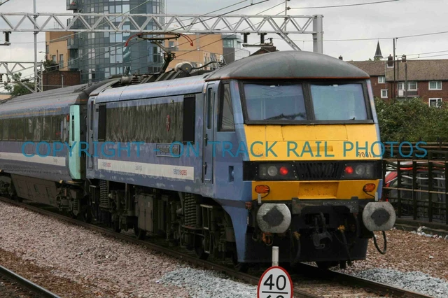 UK RAILWAY PHOTOGRAPH Of Class 90 90012. Rm90-73 £1.70 - PicClick UK