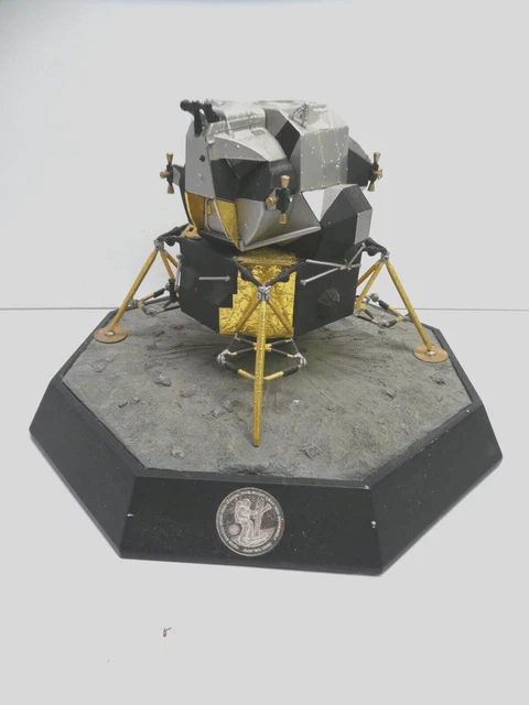 VINTAGE MODEL 1969 Apollo 11 One Small Step For Mankind Rocket Module ...