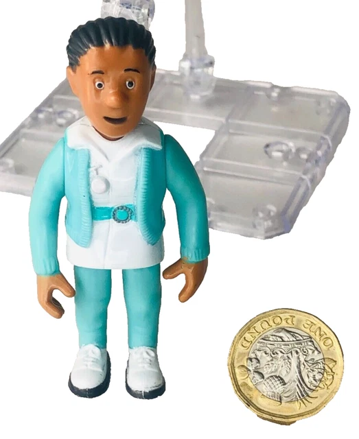 ACTION FIGURE FIREMAN Sam Helen Flood Nurse bcs £5.94 - PicClick UK