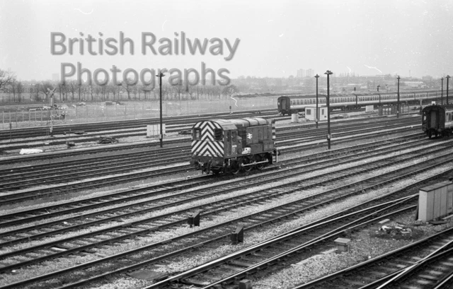 35MM NEGATIVE BR British Railway Class 08 Diesel Shunter 08573 Old Oak Common £2.50 - PicClick UK