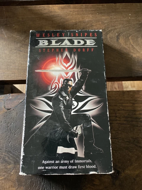 BLADE VHS WESLEY Snipes, Stephen Dorff, Kris Kristofferson 1998 EUR 15 ...
