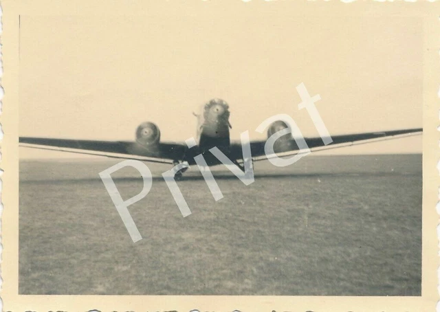 FOTO WK II Wehrmacht Luftwaffe Feldflugplatz Junkers JU 52 F1.66 EUR 34 ...