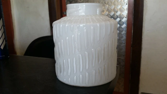 ANTIQUE VINTAGE MILK glass eams era whitefriars ? lamp shade $90.00 ...