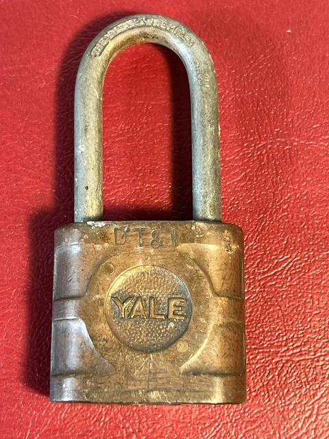 RARE D.T.I RAILROAD Brass Signal Lock Yale #4 Detroit Toledo & Ironton ...