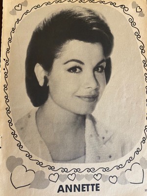 ANNETTE FUNICELLO, ANN-MARGRET, Double Full Page Vintage Pinup £1.97 ...