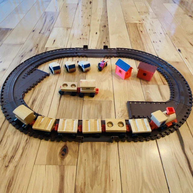 MATTEL PRESCHOOL PUTT Putt Railroad Wood Train & Track Lot of 23 ...