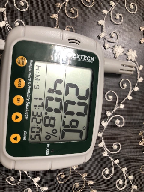 EXTECH 42280 TEMPERATURE and Humidity Datalogger $45.00 - PicClick