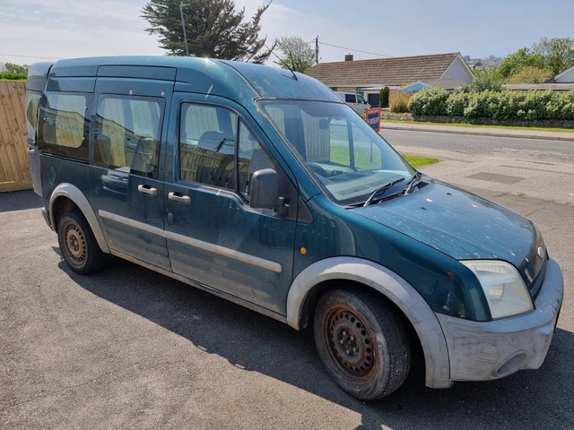 FORD CONNECT TOURNEO 2004 LWB High Top LX - Read Description!! £499.00 ...