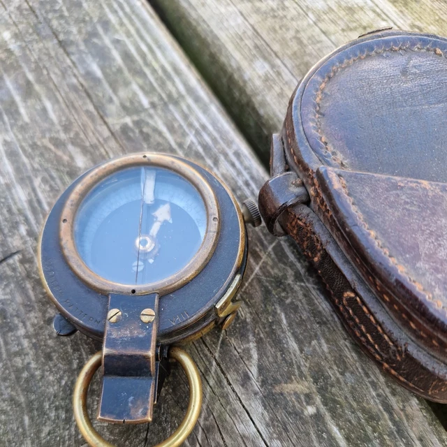VINTAGE WW1 BRITISH Officers Working Compass In Leather Case Dated 1918 ...