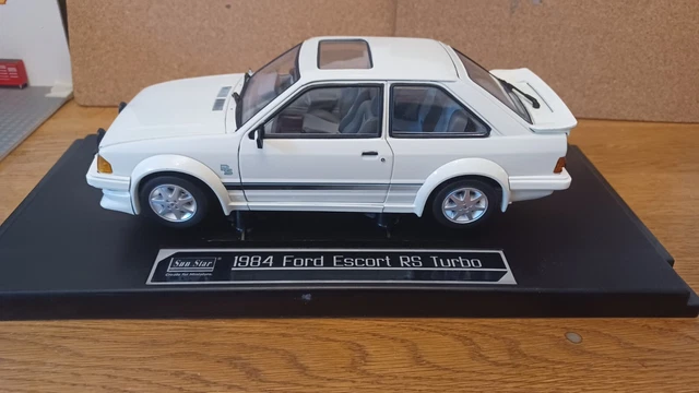 FORD ESCORT MK3 RS Turbo White. 1.18 Scale Model £81.00 - PicClick UK