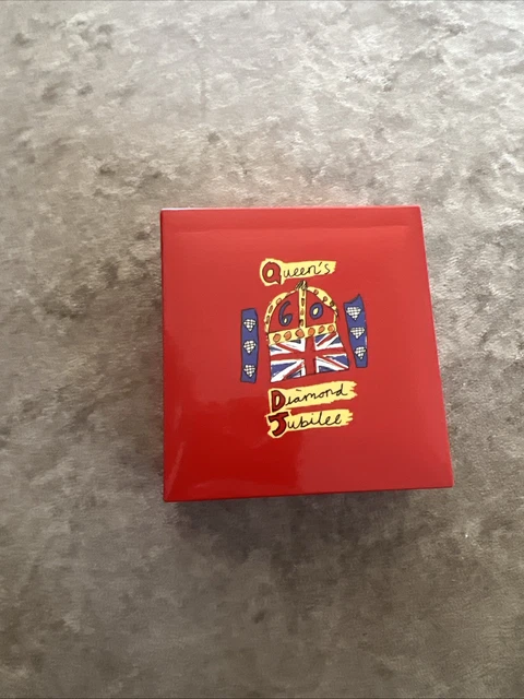 THE ROYAL MINT - The Queens Diamond Jubilee Coin/Medal 60 Years 1952-2012 £16.32 - PicClick UK