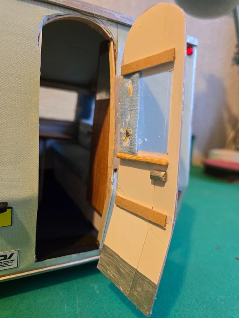 DOLLS HOUSE OOAK green handmade vintage 1960s/70s caravan great detail ...