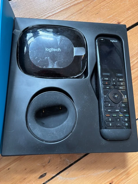 LOGITECH HARMONY ELITE & Hub | TV and Smart Home Universal Remote £93. ...