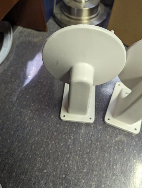 CISCO MERAKI WALL Mount Arm & conduit box for MV72 Series MA-MNT-MV-10 ...