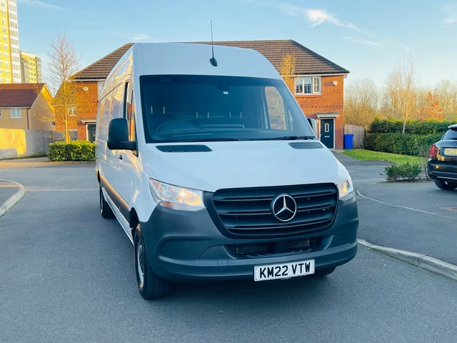MERCEDES-BENZ SPRINTER 315CDI progressive long wheelbase low miles £ ...