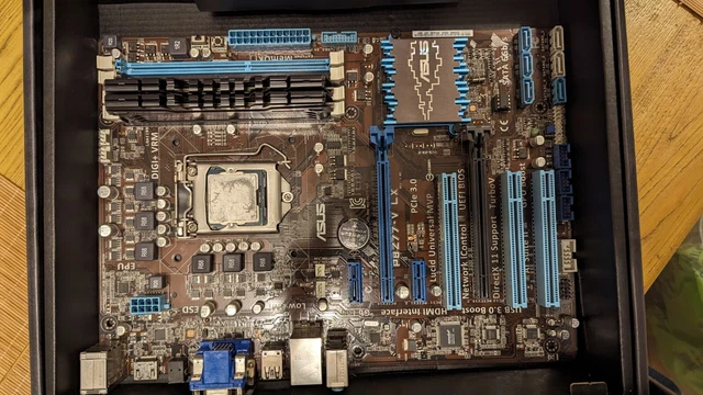 ASUS P8Z77-V, LGA 1155/Socket H2, Intel (90-MIBHZ0-G0EAY0DZ) Motherboard £40.00 - PicClick UK