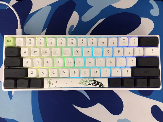 EPOMAKER SKYLOONG SK61 60% Mechanical keyboard (panda design, black ...