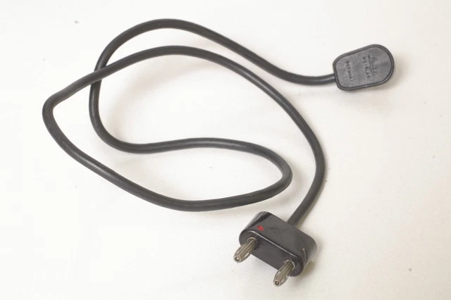 F92081~ LEITZ LEICA PC Male to Bi-Post Plug Synch Cord – 20 Inch ...