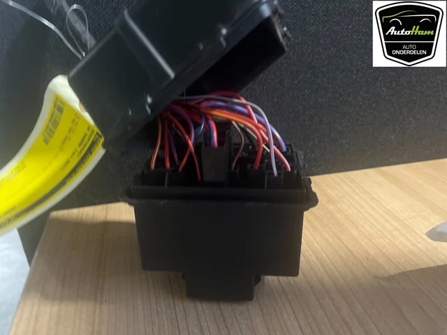 BOITIER FUSIBLES FUSE BOX VW Sharan (7N) MPV 1.4 TSI 16V (CZDA) 2017 ...